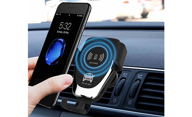 Up to 67% off a Smart Sensor Car Charger for Apple & Android Phones| WagJag