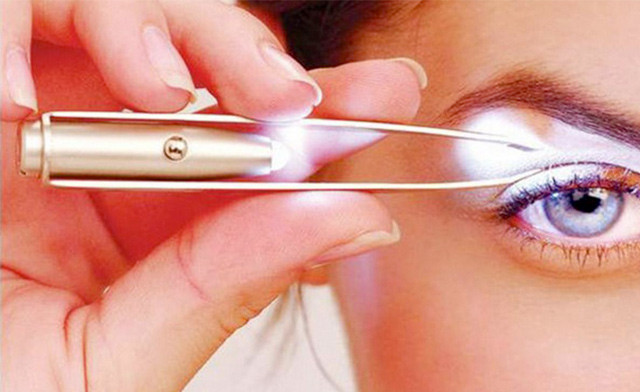 $15 for LED Light Tweezers (a $27.99 Value) | WagJag