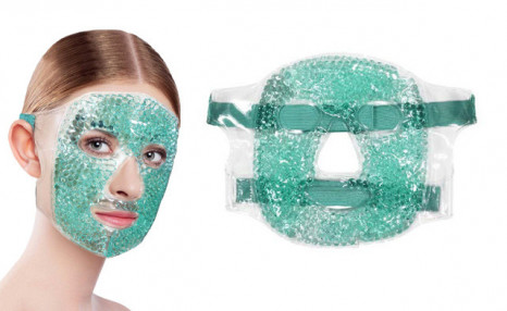 $19 for a Hot and Cool Gel Face Mask (a $55 Value) | WagJag
