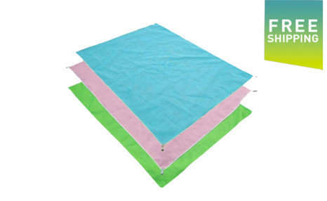 $28.95 for a Magic Sand-Free Mat (a $52.99 Value) | WagJag