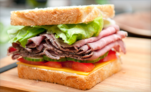 $30 for 2 kg of Deli Sliced Roast Beef Packs (a $60 Value) - WagJag.com